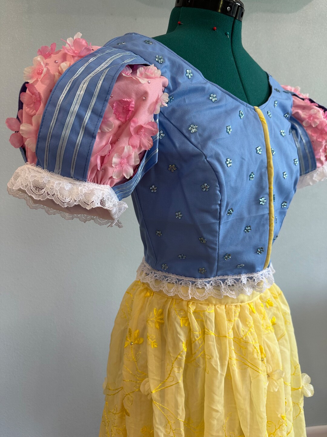 Spring Snow White - Etsy