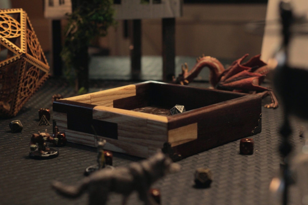 Handmade Peruvian Walnut, Ash, and Oak digi-pattern Dice Tray - Etsy