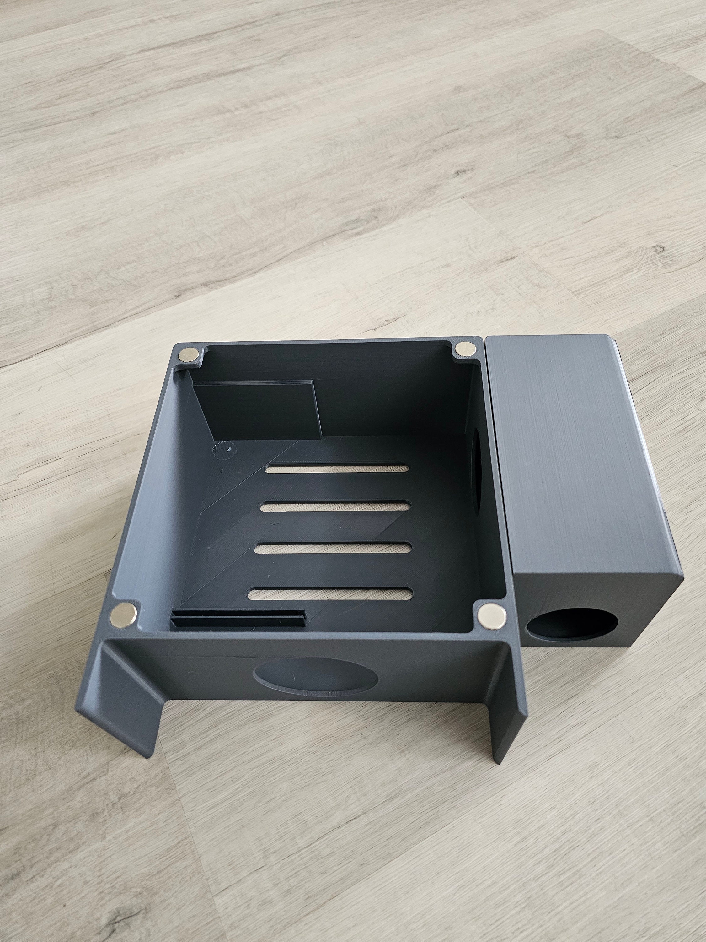 The Barrel Retreat 3D Printed Reptile Hide - Etsy