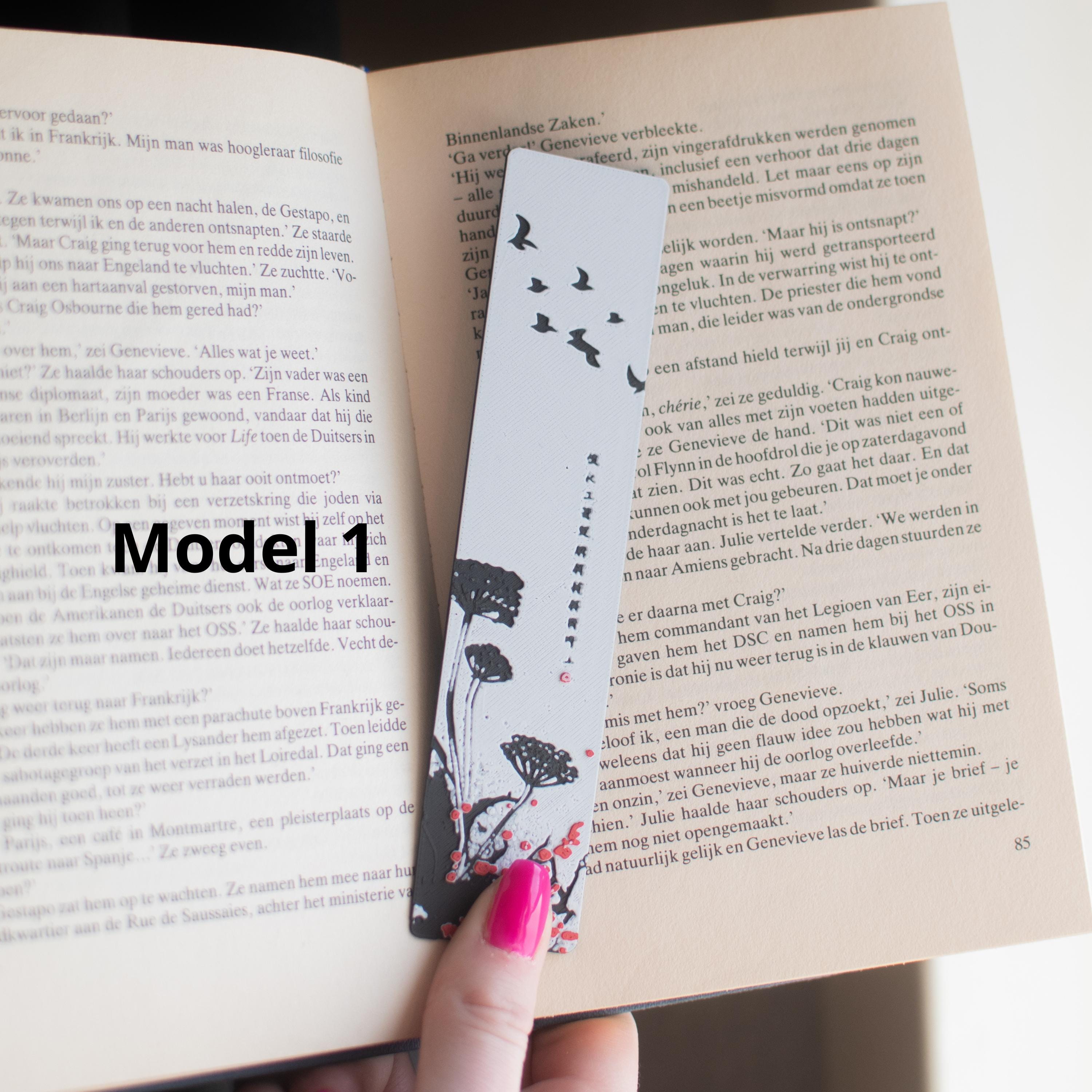 Red Blossom Japanese Bookmark Set | Sumi-e Ink Art | Aesthetic ...