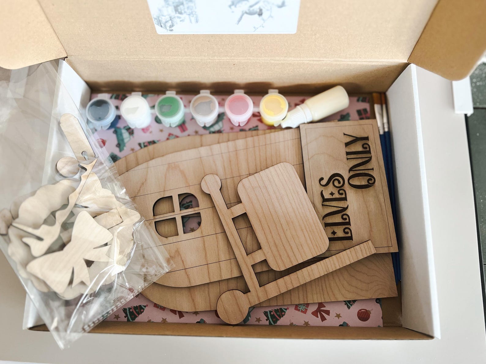 Kids' Christmas DIY Magic Elf Door Painting Kit - Etsy
