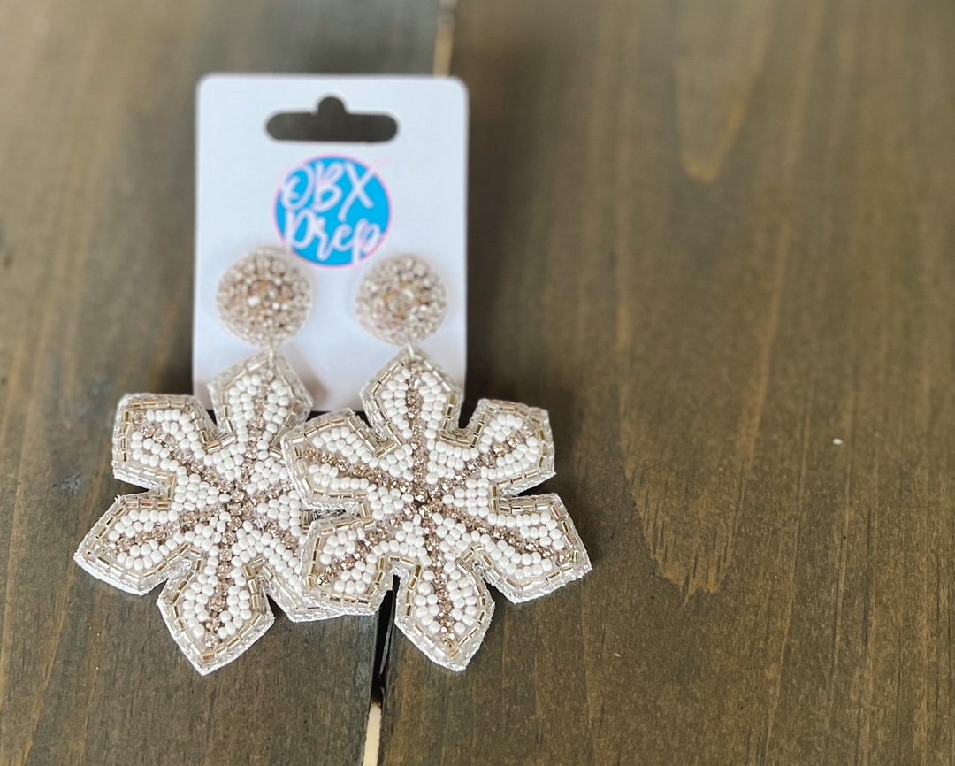 Christmas Winter Snow Flake Seed Beaded Earrings - Etsy