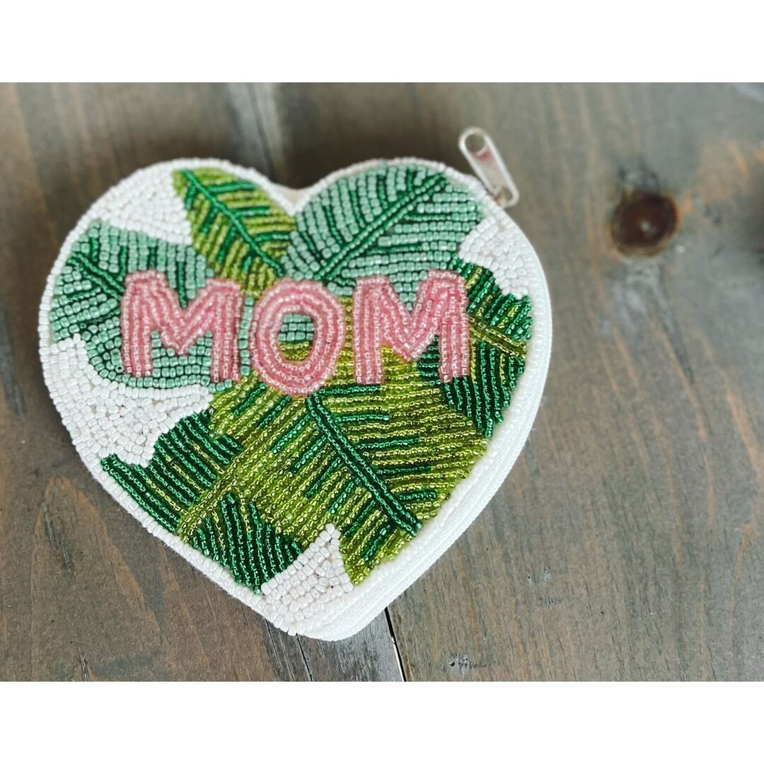 Mom Palm Heart Seed Beaded Coin Purse, Mother's Day Gift - Etsy