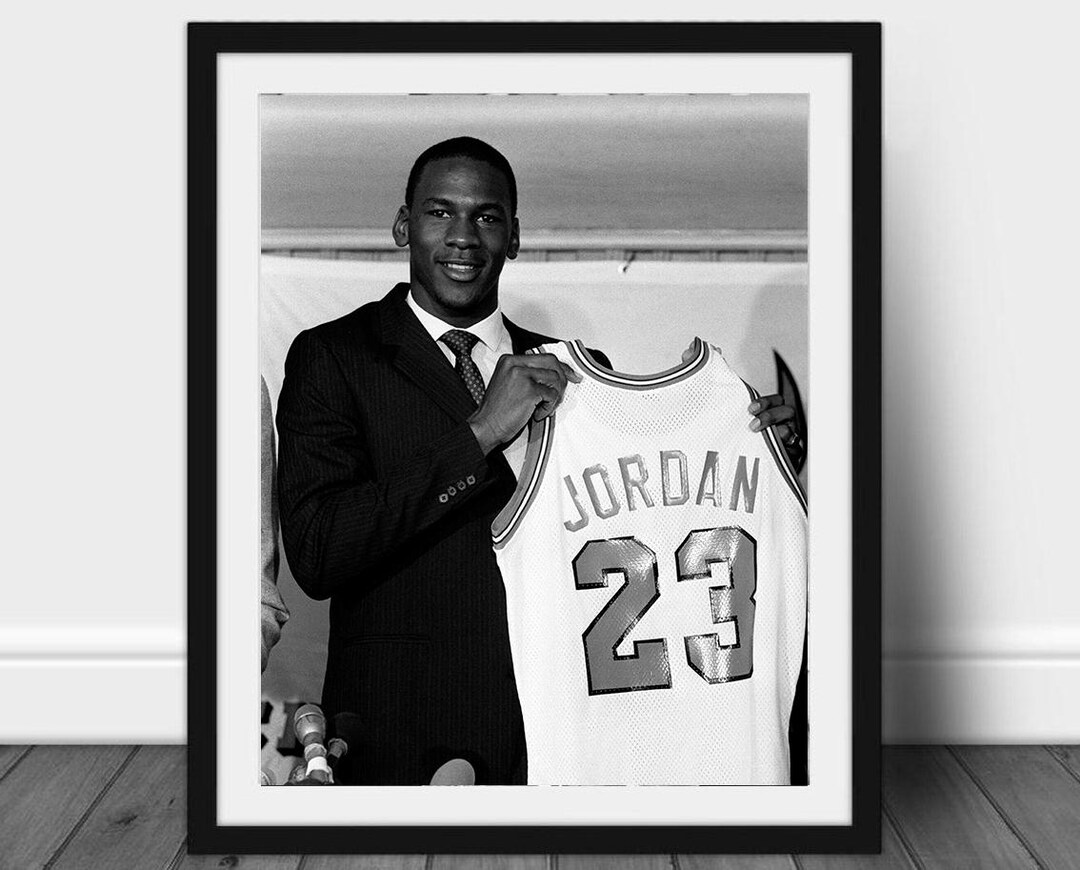 Chicago Bulls Select Michael Jordan With the No. 3 Overall Pick in the ...