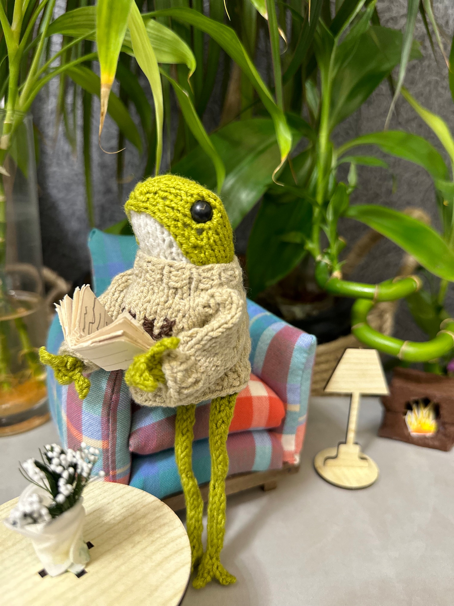 Cute Green Frog With Sweater,froggie Frog Crochet,amigurumi Frog ...
