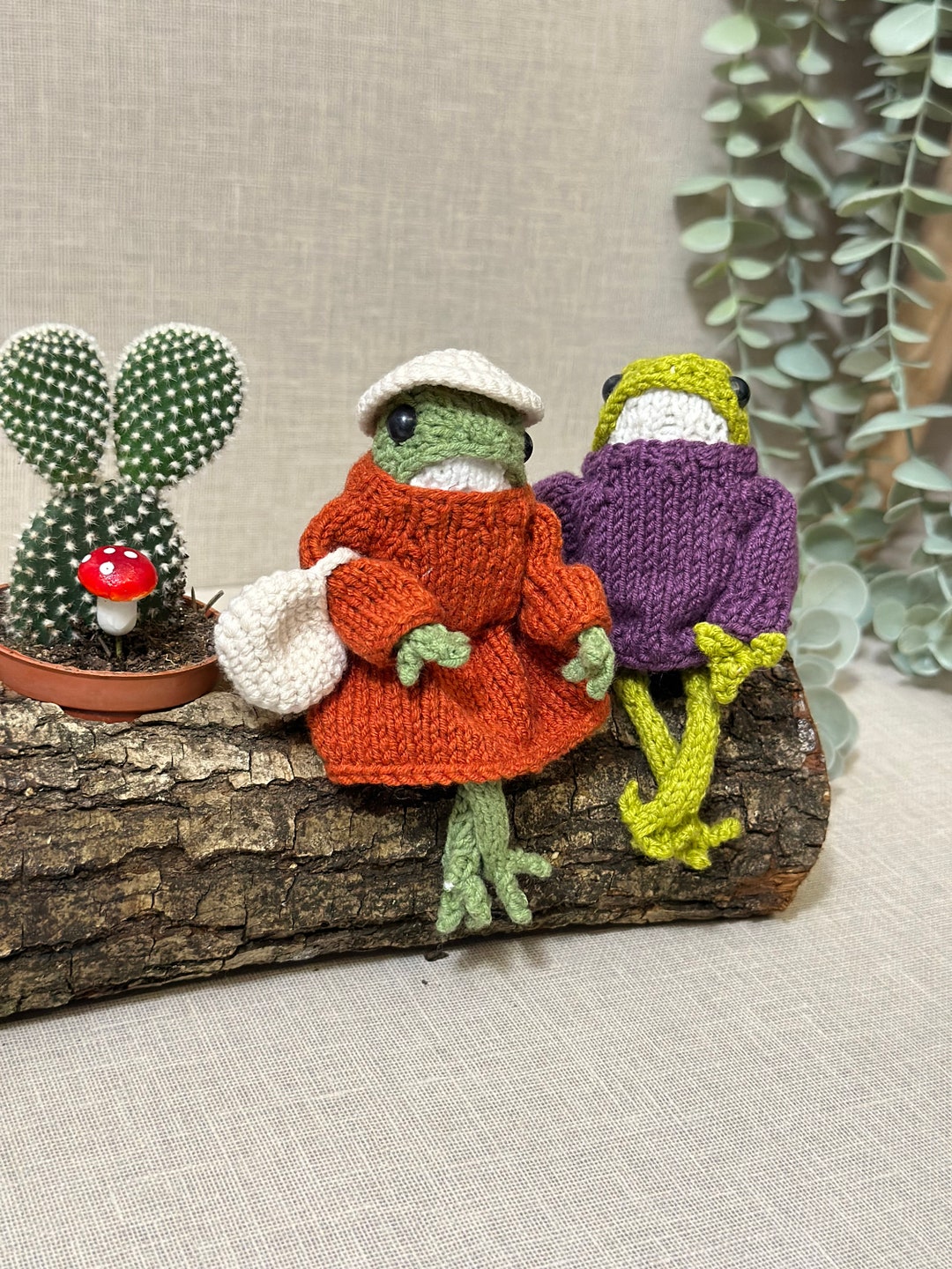 Crochet Frog in Sweater: Handmade Organic Cotton Amigurumi - Etsy