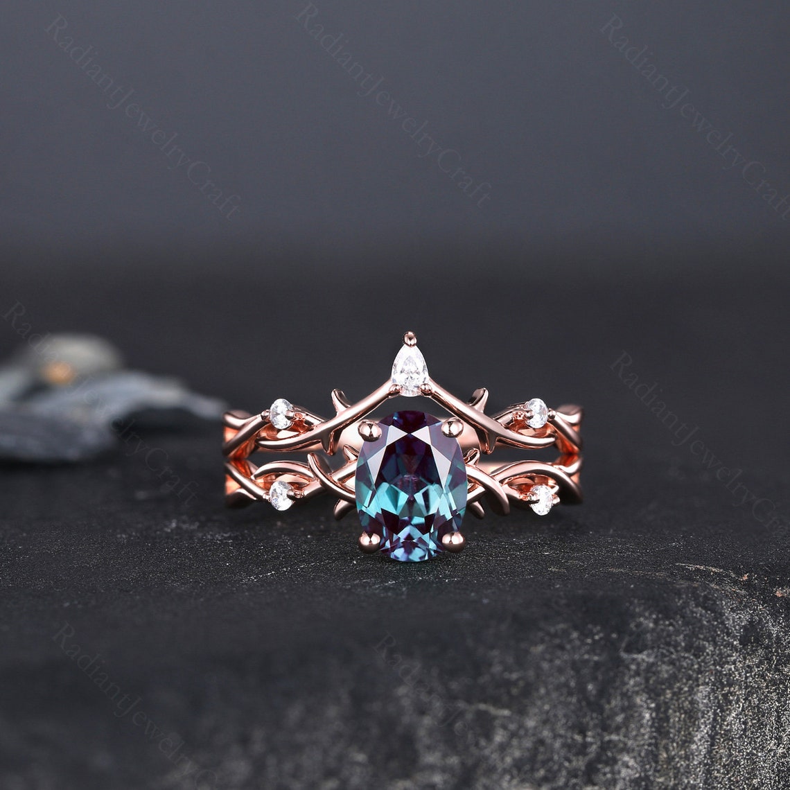 Color-change Alexandrite Engagement Ring: Gothic Branch Leaf Design - Etsy