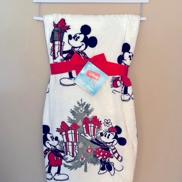 Mickey Mouse Christmas Blanket