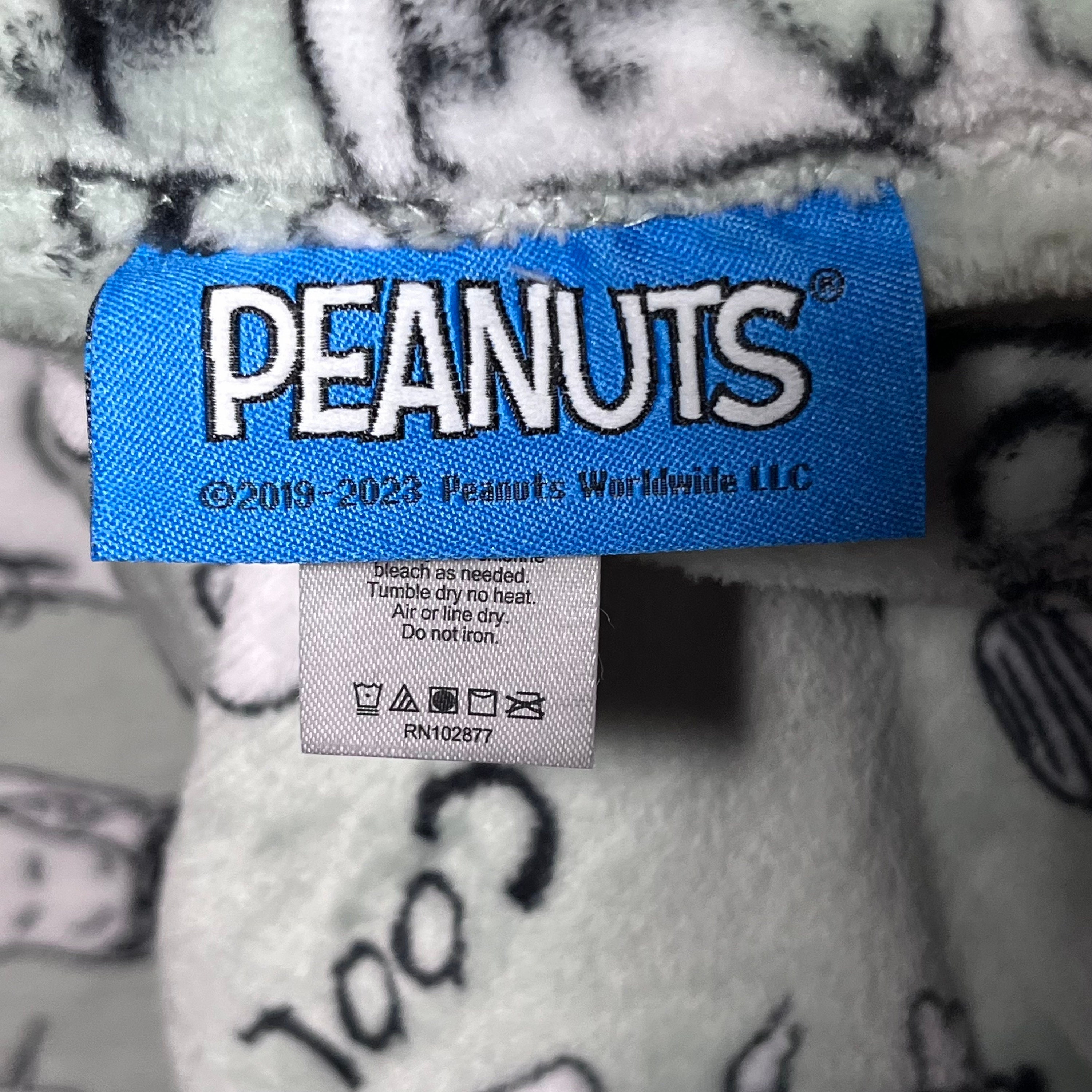 Peanuts Snoopy Mood Plush Throw Blanket - Etsy