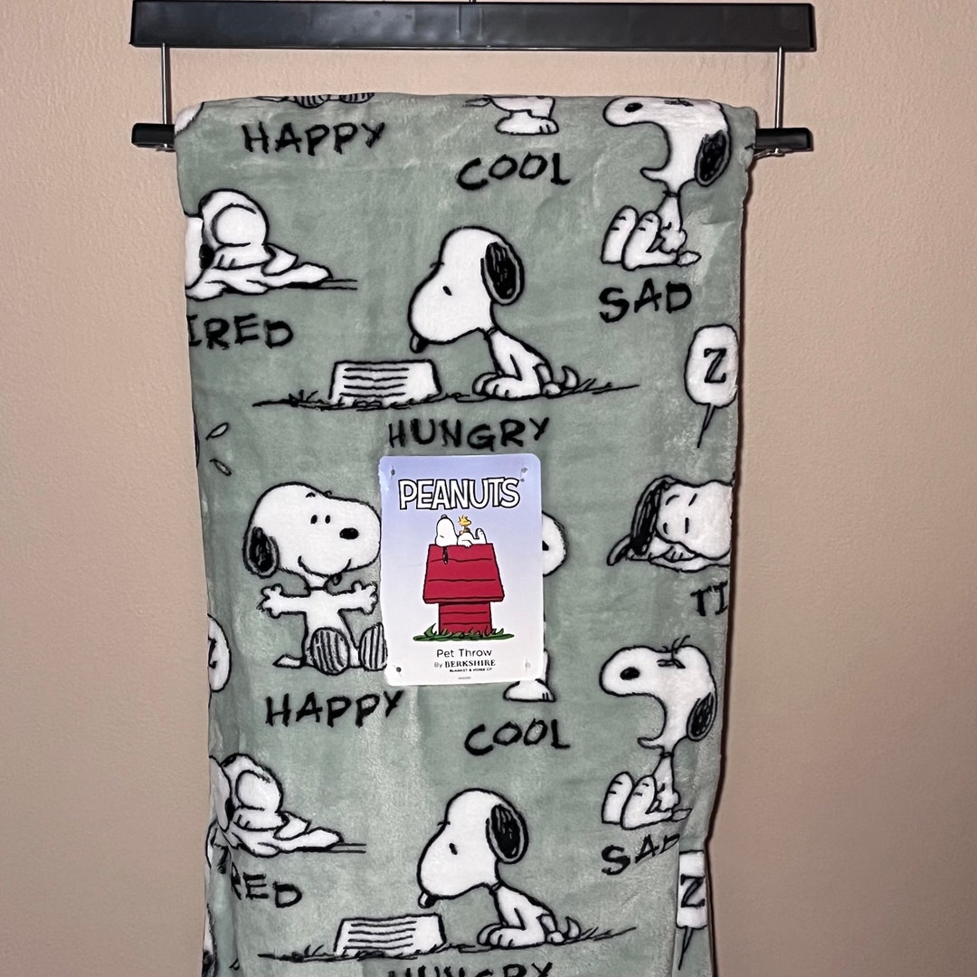 Peanuts Snoopy Mood Plush Throw Blanket - Etsy
