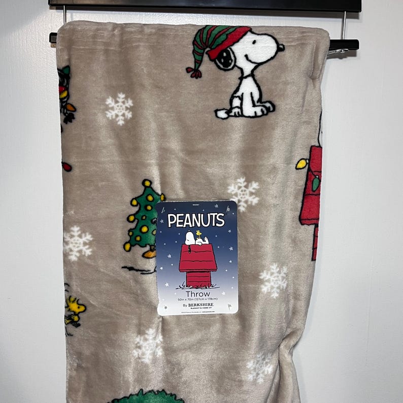 Peanuts Snoopy and Woodstock Sleigh Ride Blanket Throw - Etsy