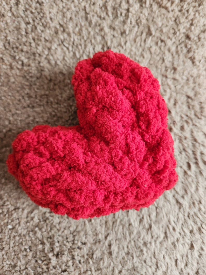 Fingerknit Mini Heart Plushie Amigurumi PDF Pattern With Video Tutorial for Beginners Heart ...