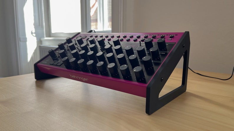 Behringer Edge / Crave Stand 30 Deg - Etsy