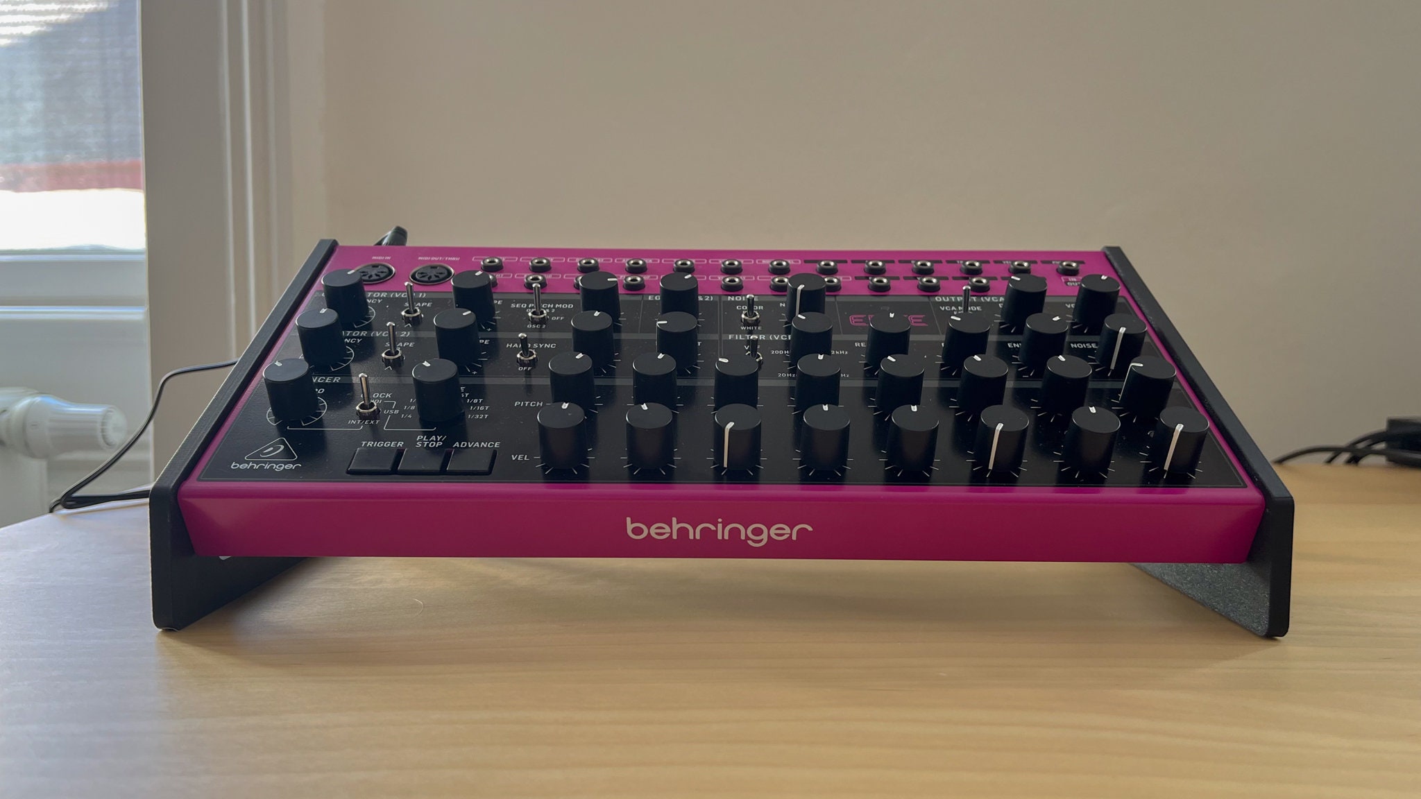 Behringer Edge / Crave Stand 30 Deg - Etsy