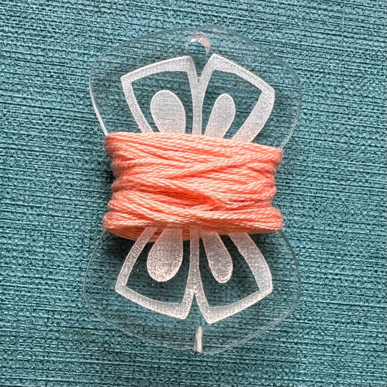 Thread Bobbins, Set of 5 Bow Design - Etsy