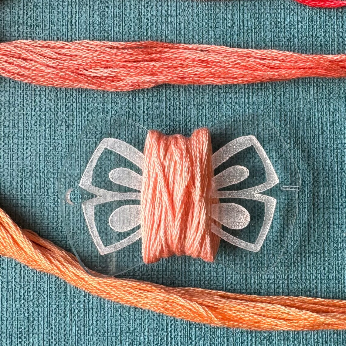 Thread Bobbins, Set of 5 Bow Design - Etsy