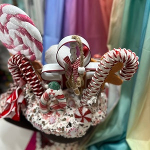 Gingerbread Man Christmas Fake Bake Decor, Centerpiece, Photo Prop ...