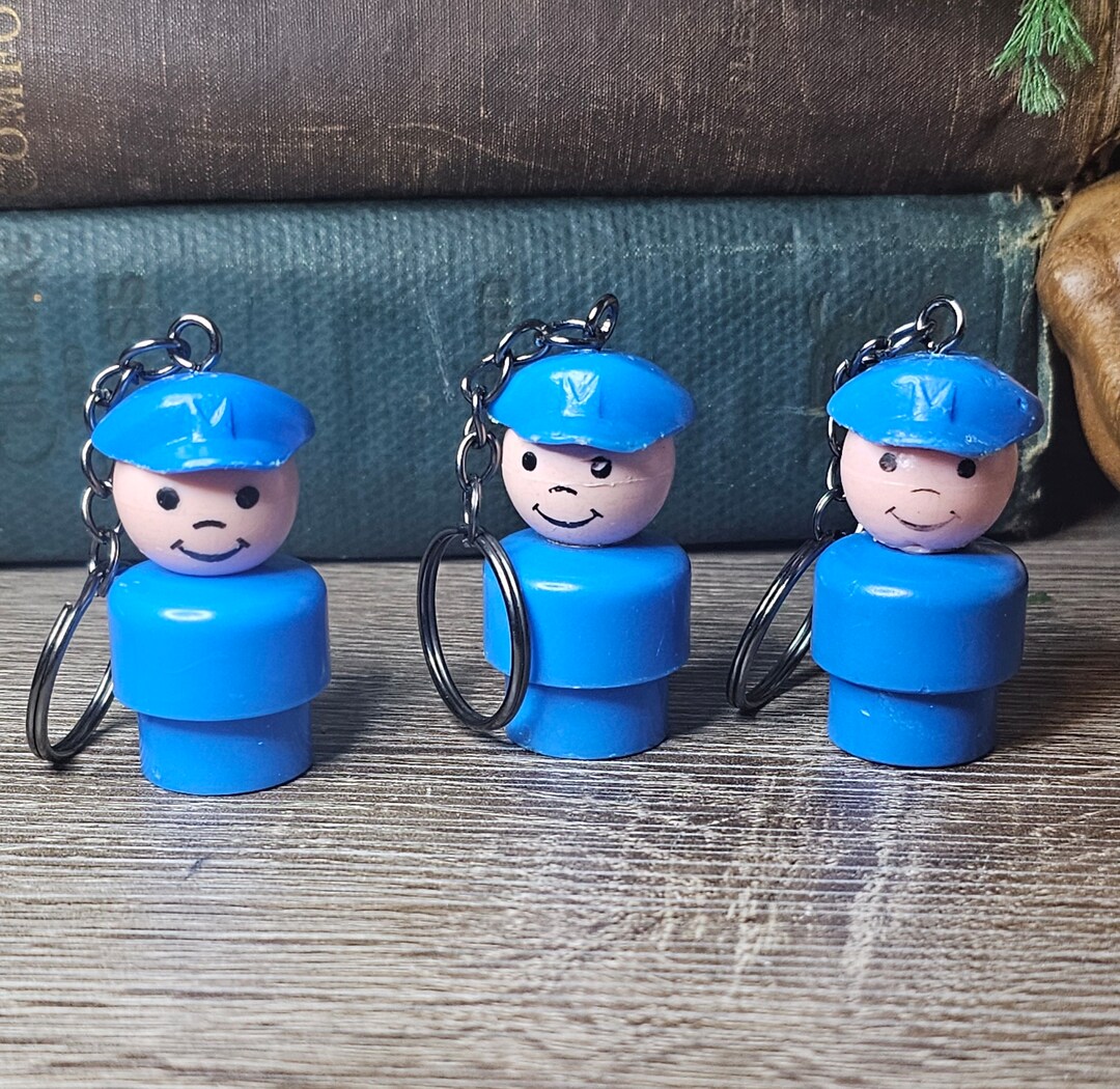 Vintage Little People Keychain - Etsy