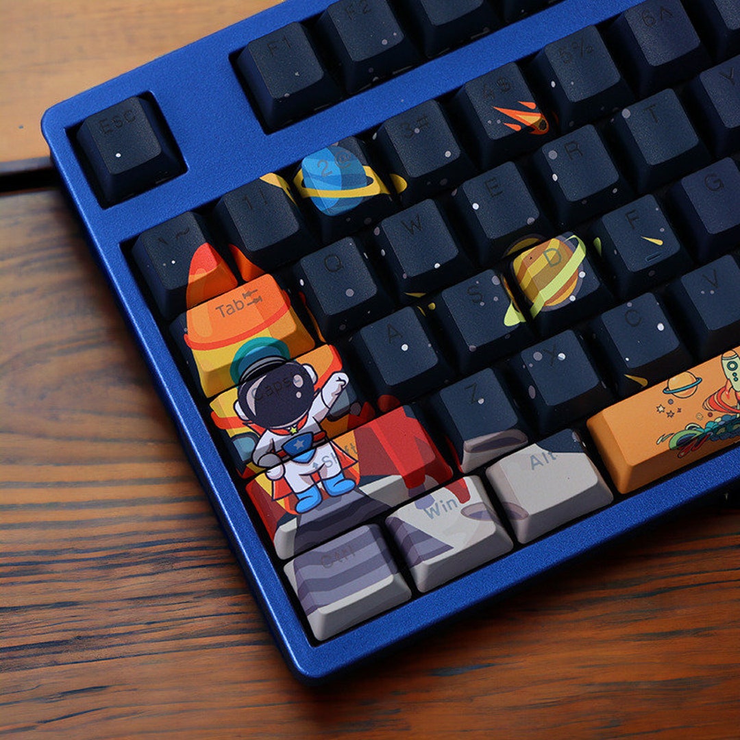 Cool Cartoon Astronaut Backlit Keycaps Set for Mechanical Keyboard 108 ...