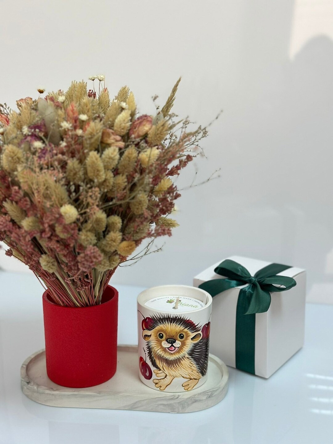 Handmade Candle the Traveling Hedgehog 260ml / Soy Candle - Etsy