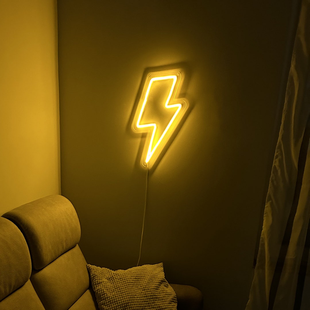 LED Neon Lightning Sign, Bedroom Neon, Gaming Setup, Neon Light, Neon ...