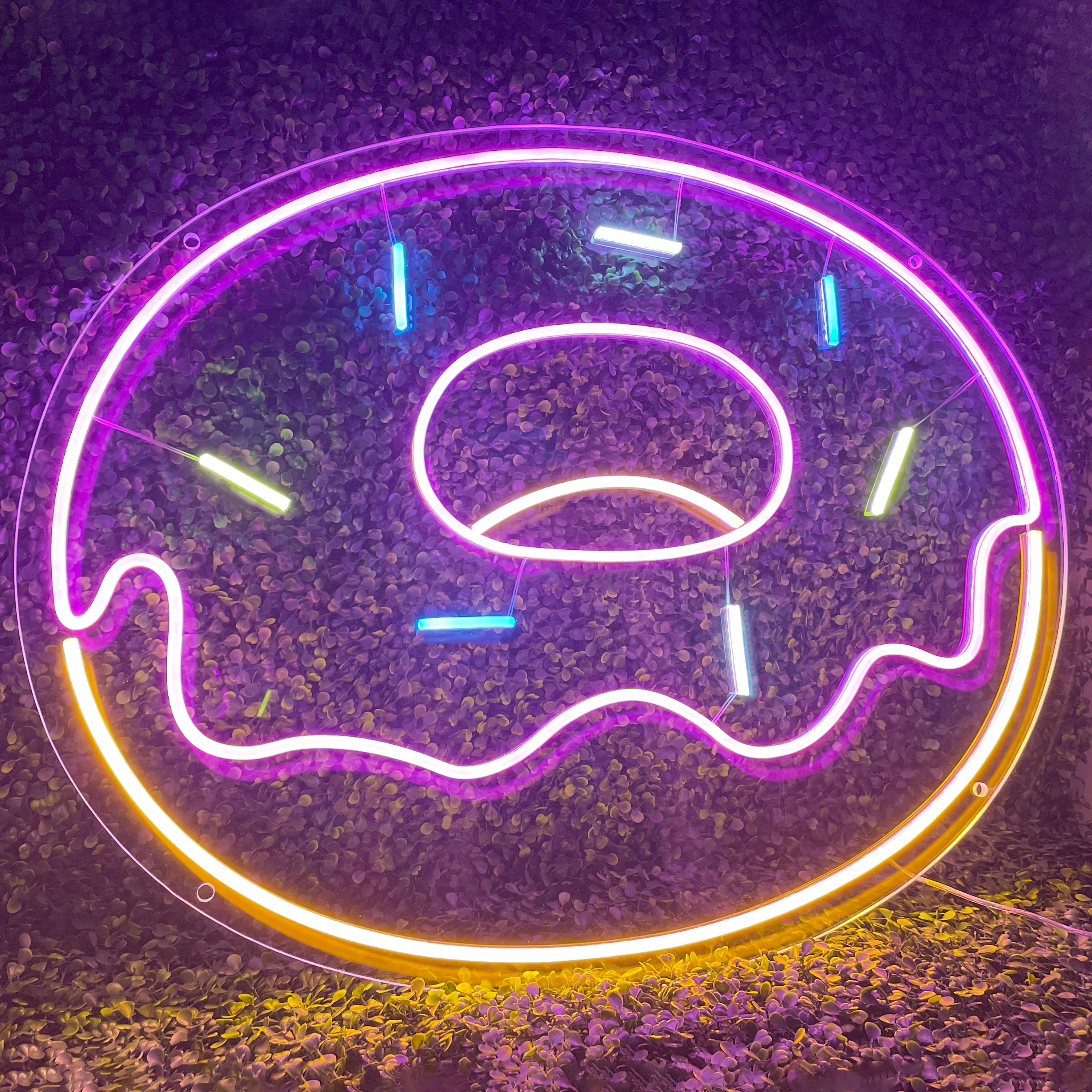 Enseigne Néon Donuts LED, néon cuisine, lumière néon, artisan néon artiste, enseigne lumineuse ...