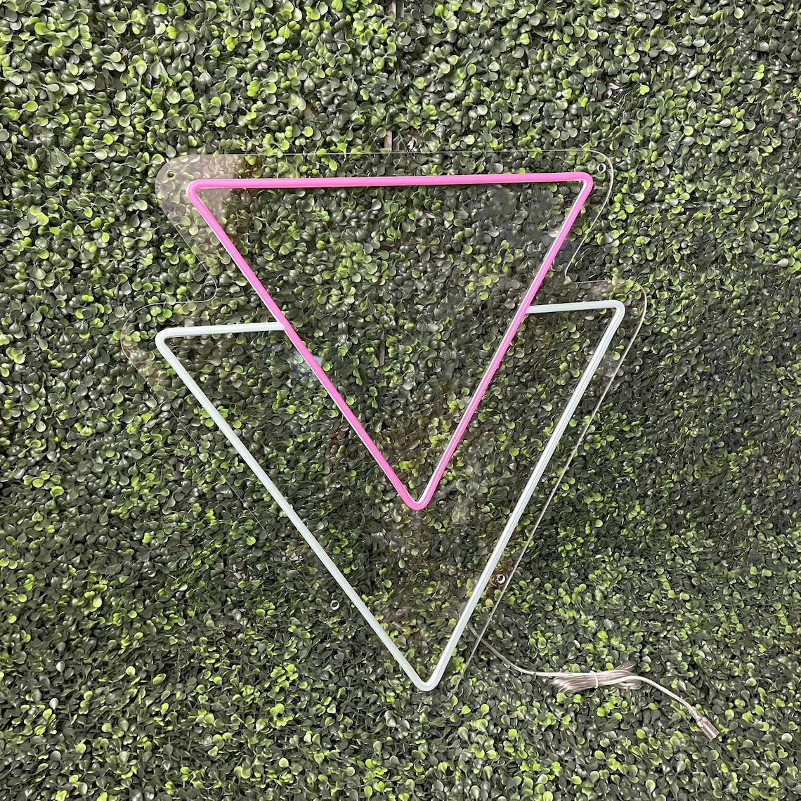 Double Triangles Neon Sign, Futuristic Light Sign, Gaming Interior ...