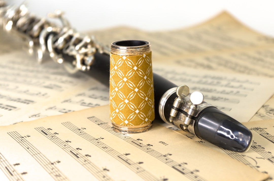 Bas-rillet for Clarinet Brown Chain Decorative Accessory for Clarinet ...