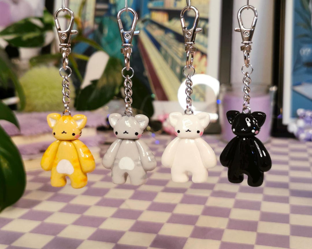 Smol Cat Keychain * Handmade * Polymer Clay - Etsy