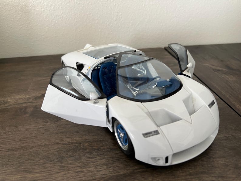 Ford GT90 Maisto 1/18 Concept Car - Etsy