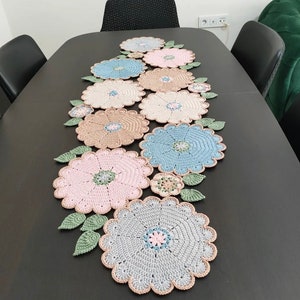 Flowered Table Runner, Hand Knit Rustic Table Runner, Farmhouse Decor ...