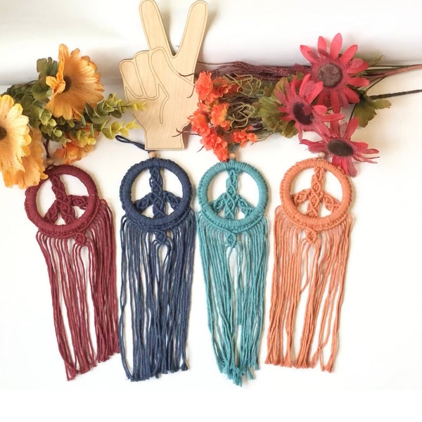 Macrame Dreamcatcher - Etsy