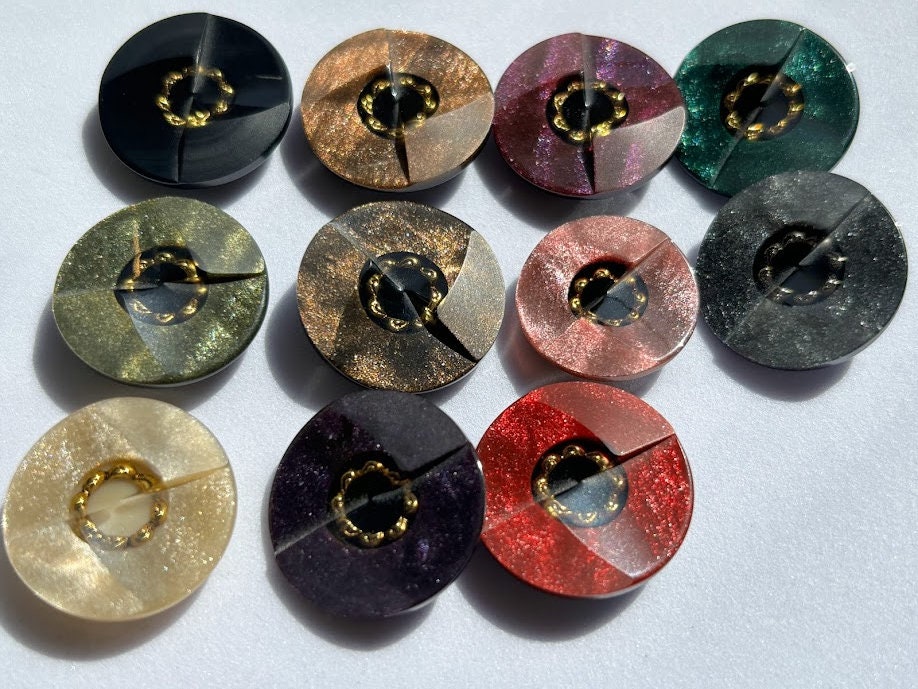 Vintage Japanese buttons Elegant Vintage Japanese Button Jewelry ...