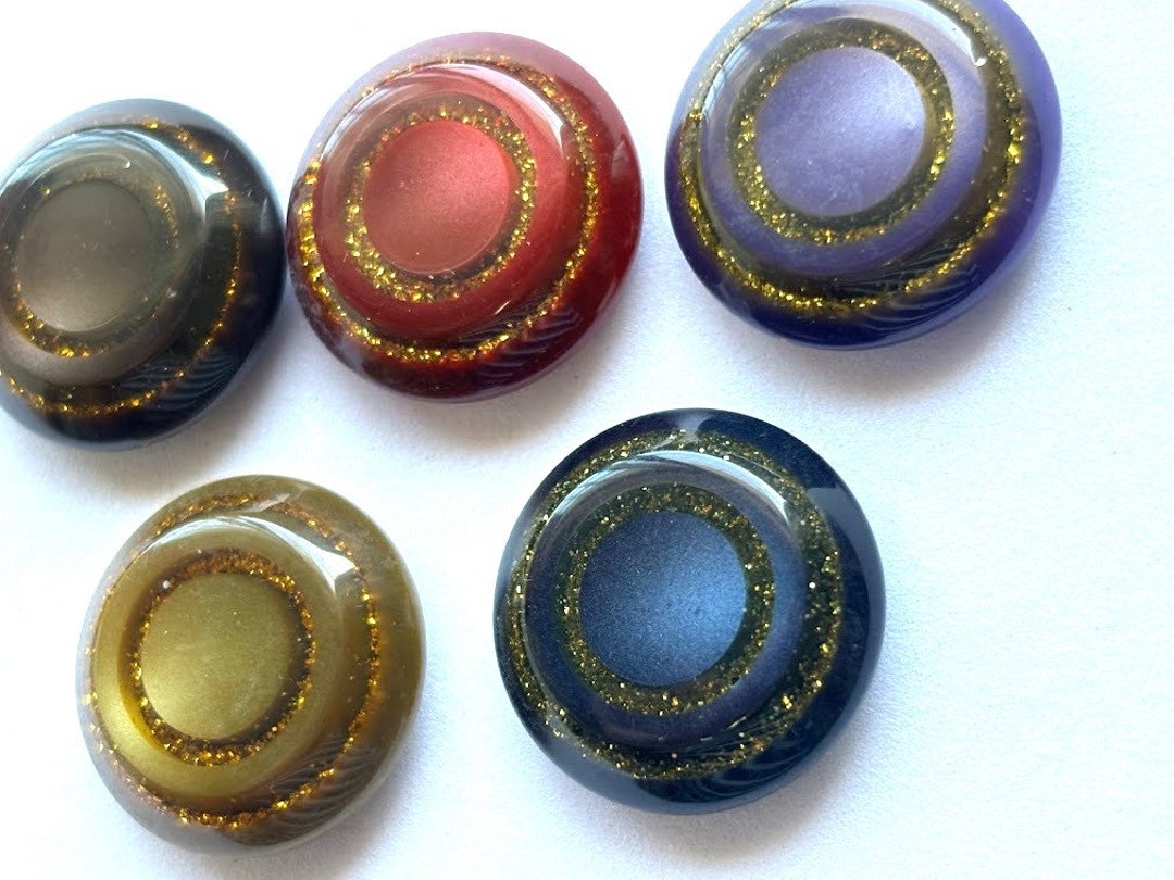 Vintage Japanese Buttons - Elegant Vintage Japanese Button Jewelry ...