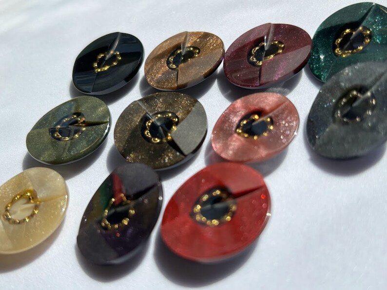 Vintage Japanese buttons Elegant Vintage Japanese Button Jewelry ...