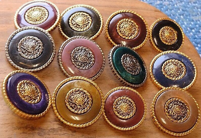 Vintage Japanese buttons Elegant Vintage Japanese Button Jewelry ...