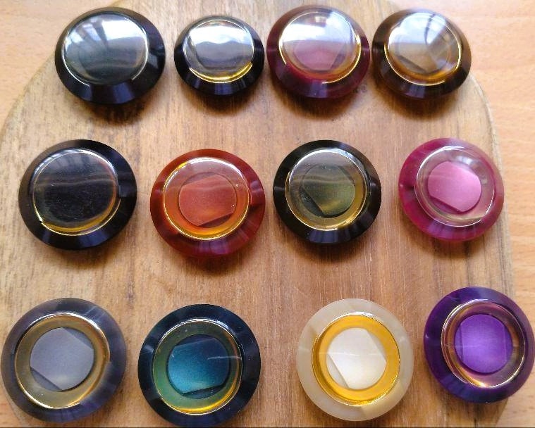 Vintage Buttons # Choose Your Favorite Buttons 8 - Etsy
