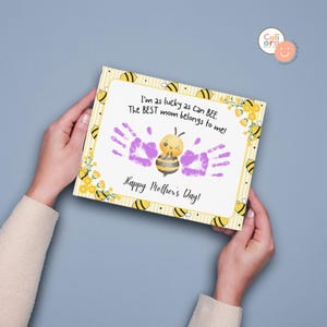 Mother’s Day Handprint Craft, Lucky as Can Bee Printable, Best Mom Art ...