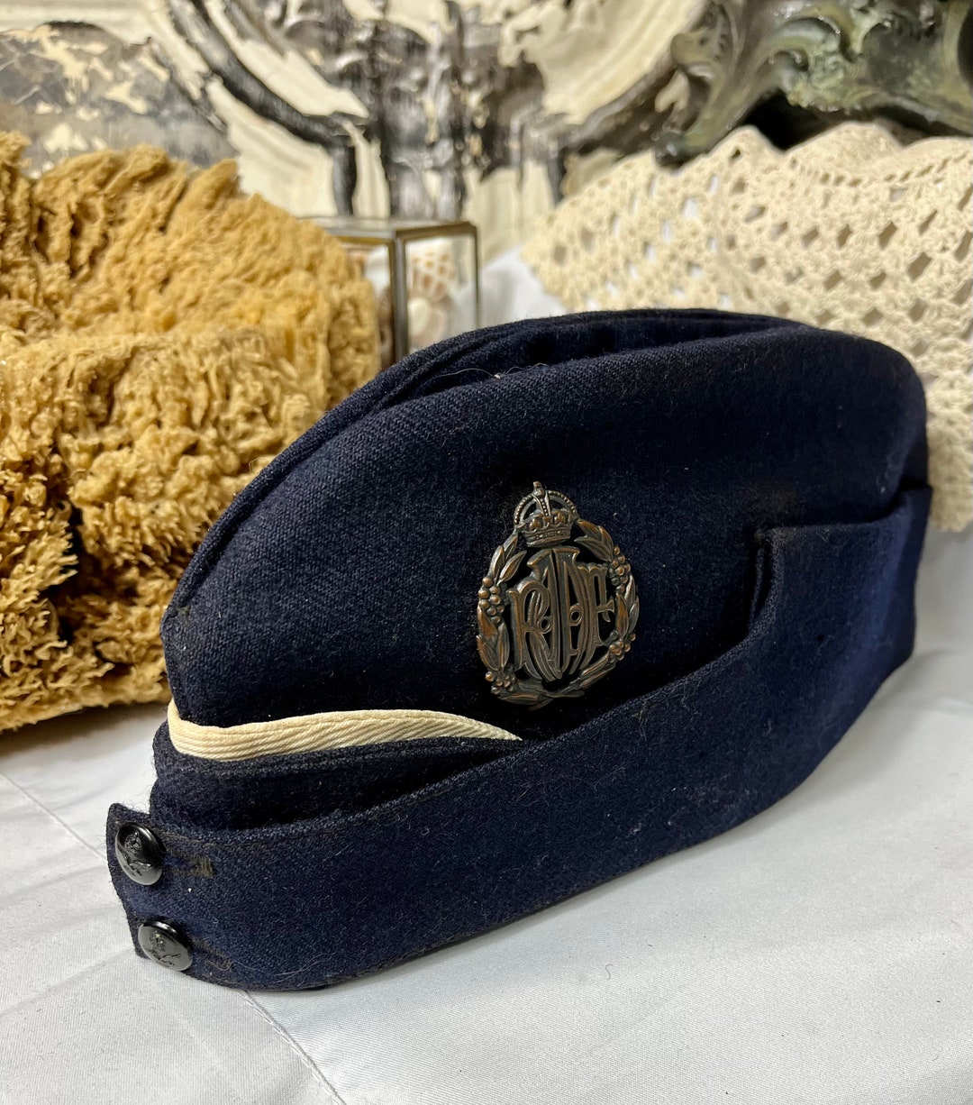 Vintage WW2 Australian RAAF Air Force Cap With Badge, Label Dated 1943 ...