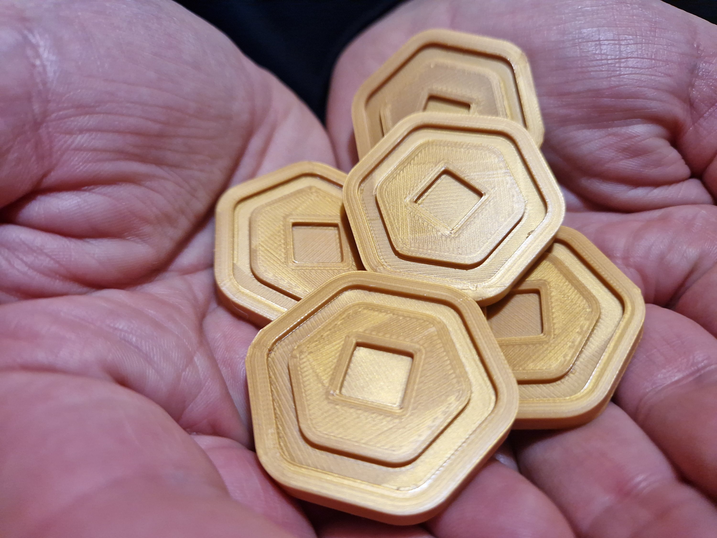 Jumbo-sized Roblox Robux Coins 4cm Diameter 3D Printed Gift Replicas ...