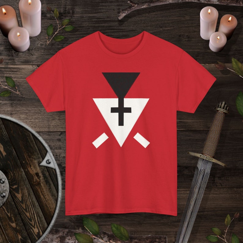 Cult of the Lamb Cult Follower Cosplay Shirt - Video Game, Gamer ...