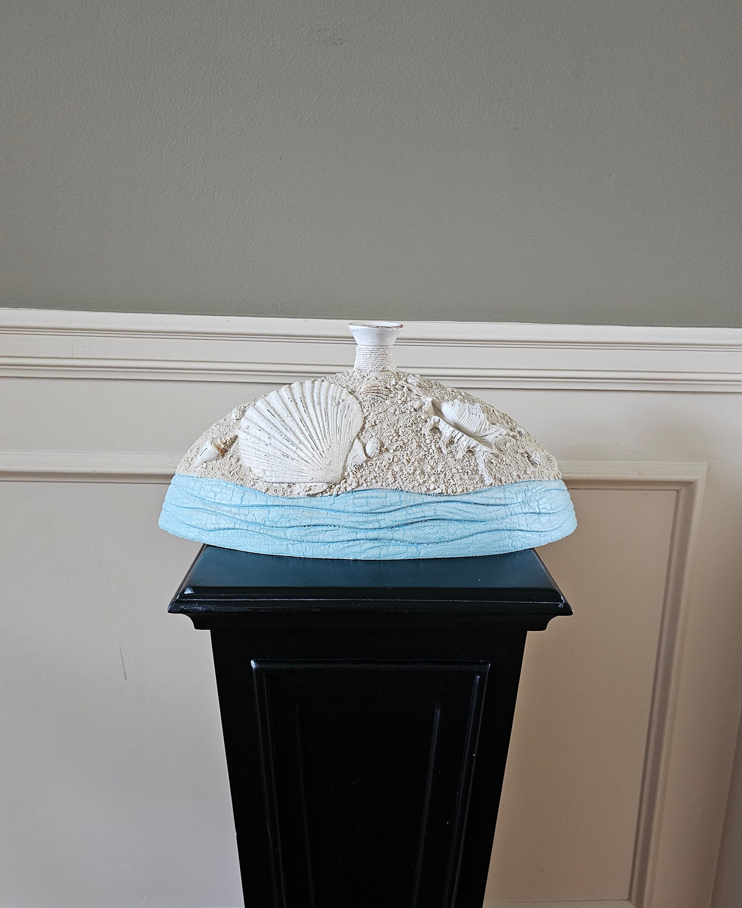 Shell Vase Vintage Coastal Decor White and Blue Resin Beach Home Flower ...