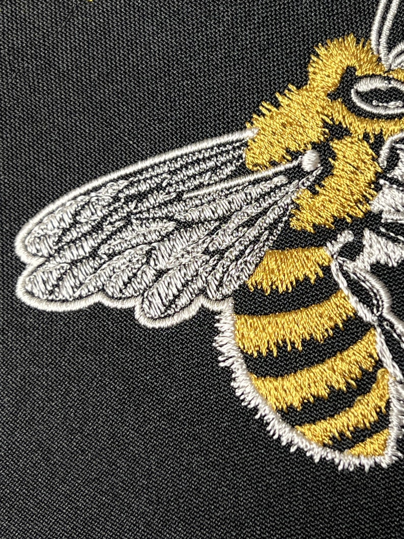 Realistic Honeybee Embroidery Design - Golden Insect for Dark Fabric ...
