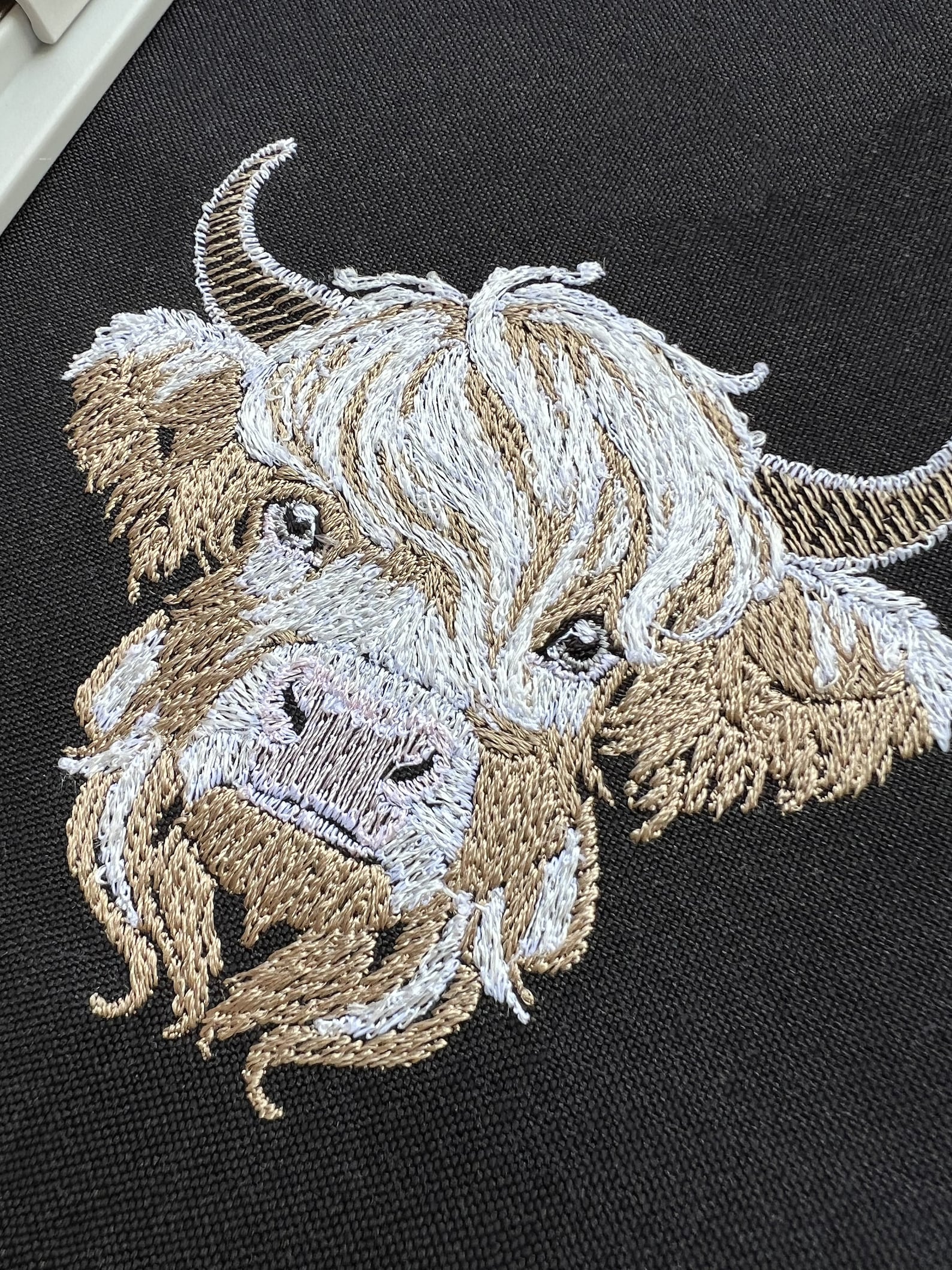 Highland Cow Embroidery Design – Adorable Scottish Highland Cattle ...