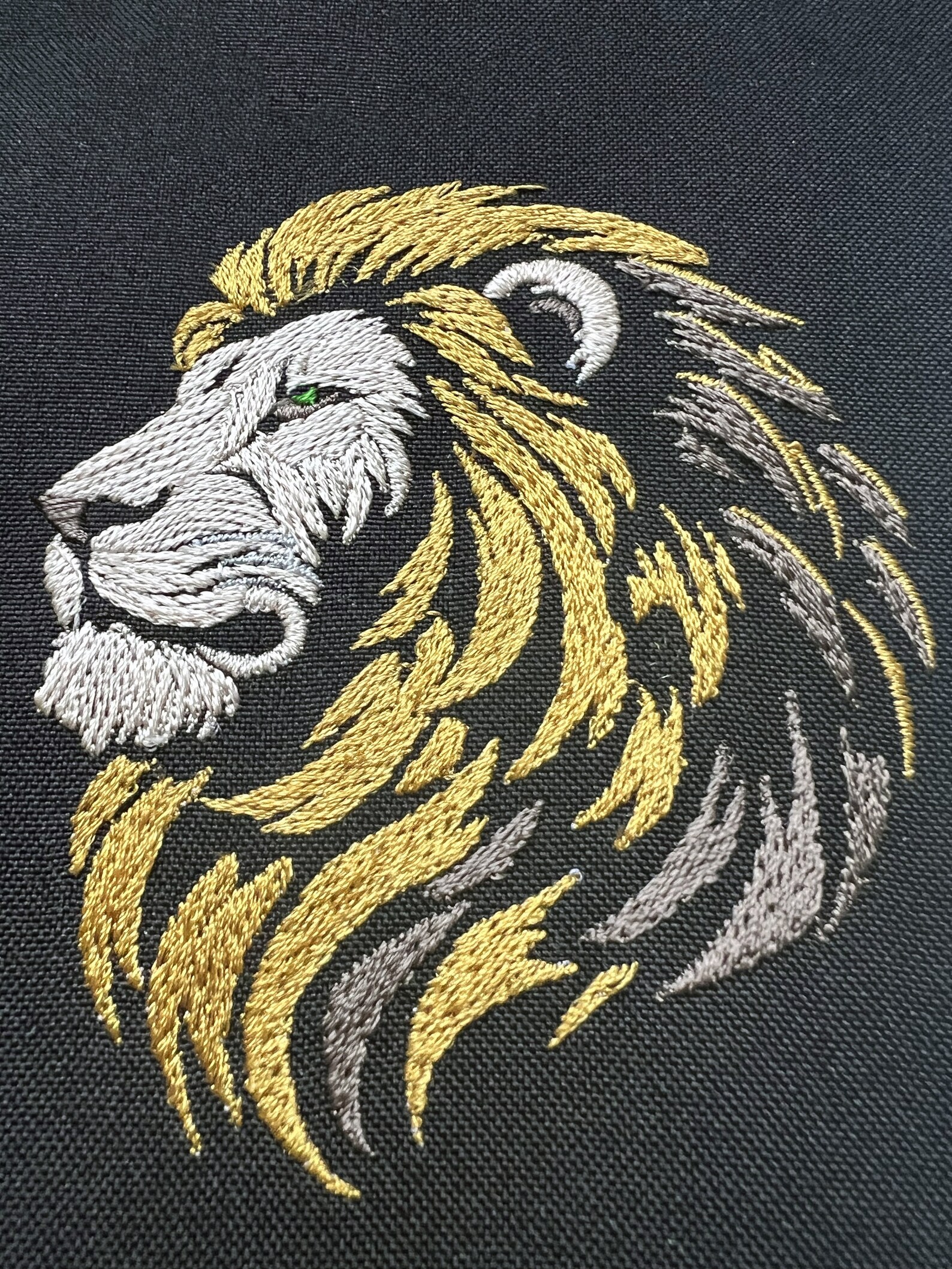 Royal Lion Head Embroidery Design - Majestic King of the Jungle for ...