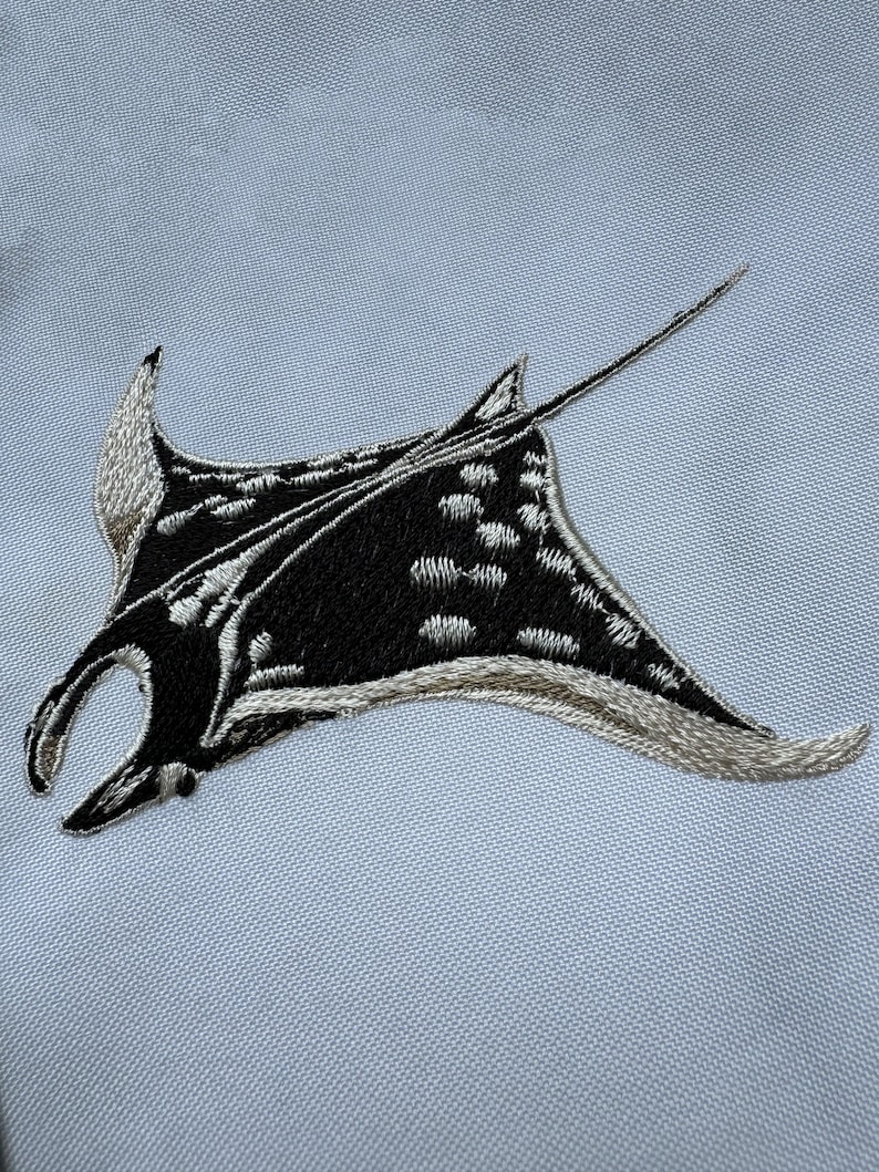 Elegant Manta Ray Embroidery Design – Stingray Pattern, Oceanic ...