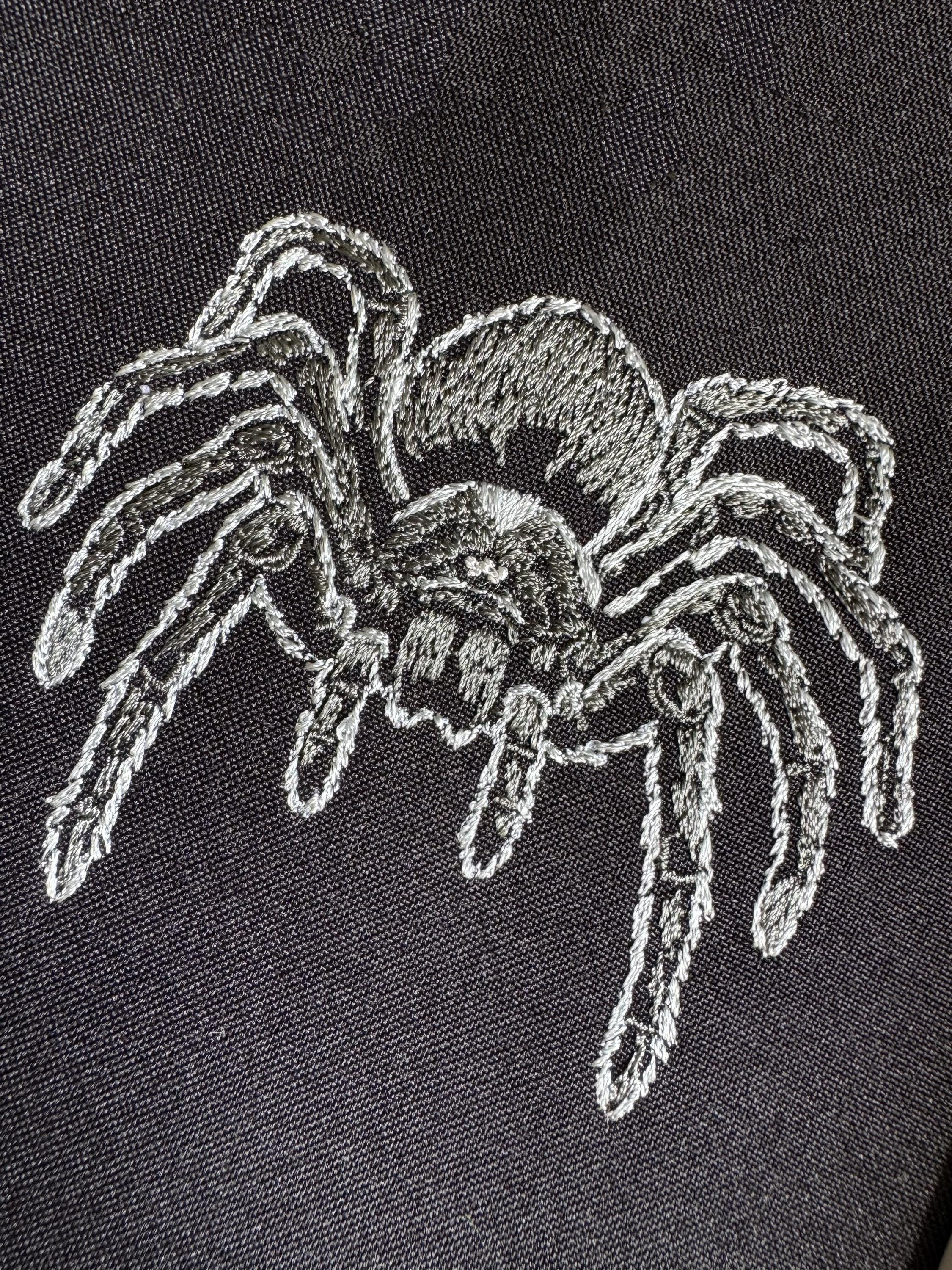Realistic Tarantula Spider Embroidery Design - Creepy Halloween ...