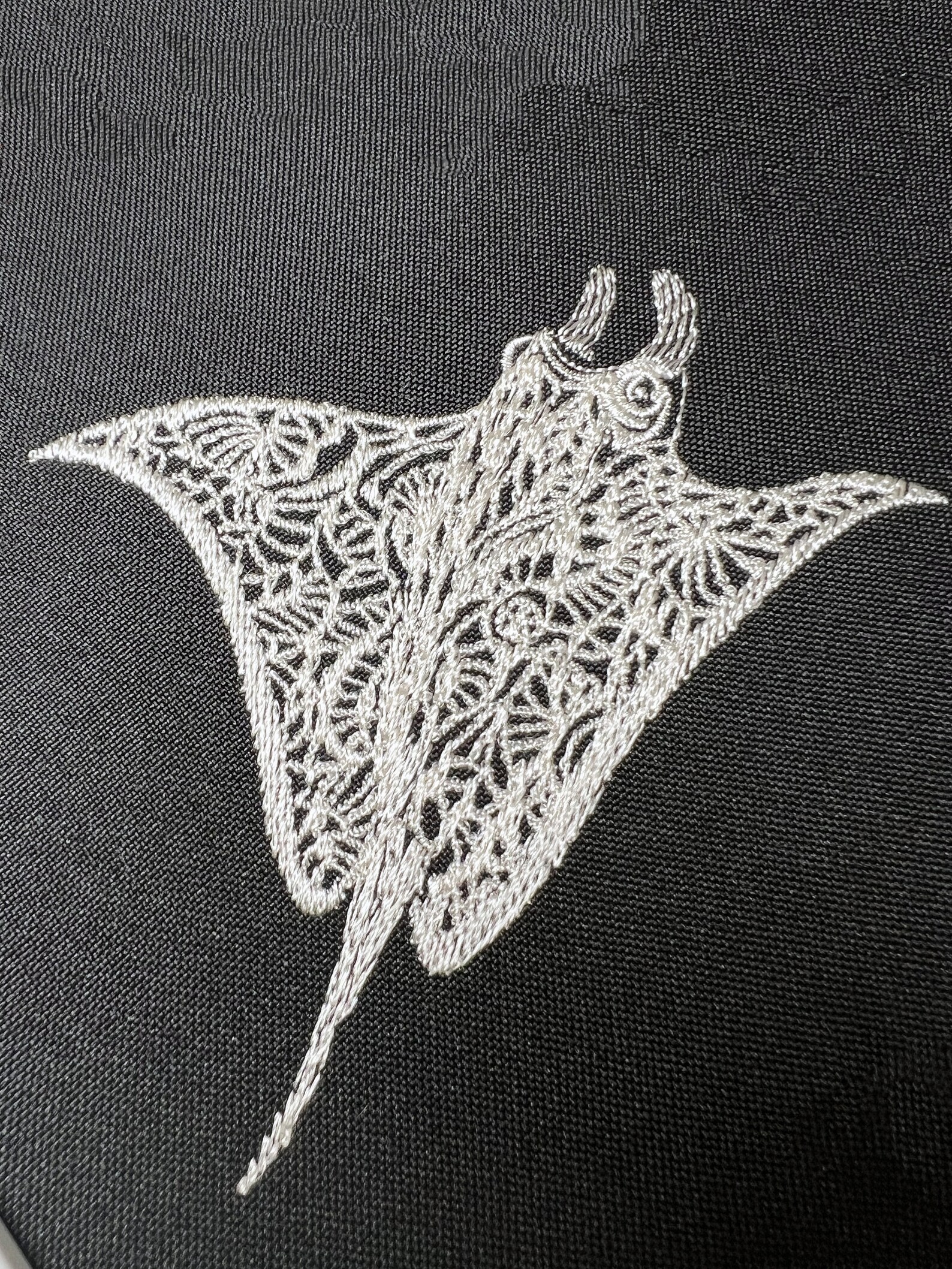 Majestic Manta Ray Embroidery Design - Oceanic Lace Stingray Pattern ...