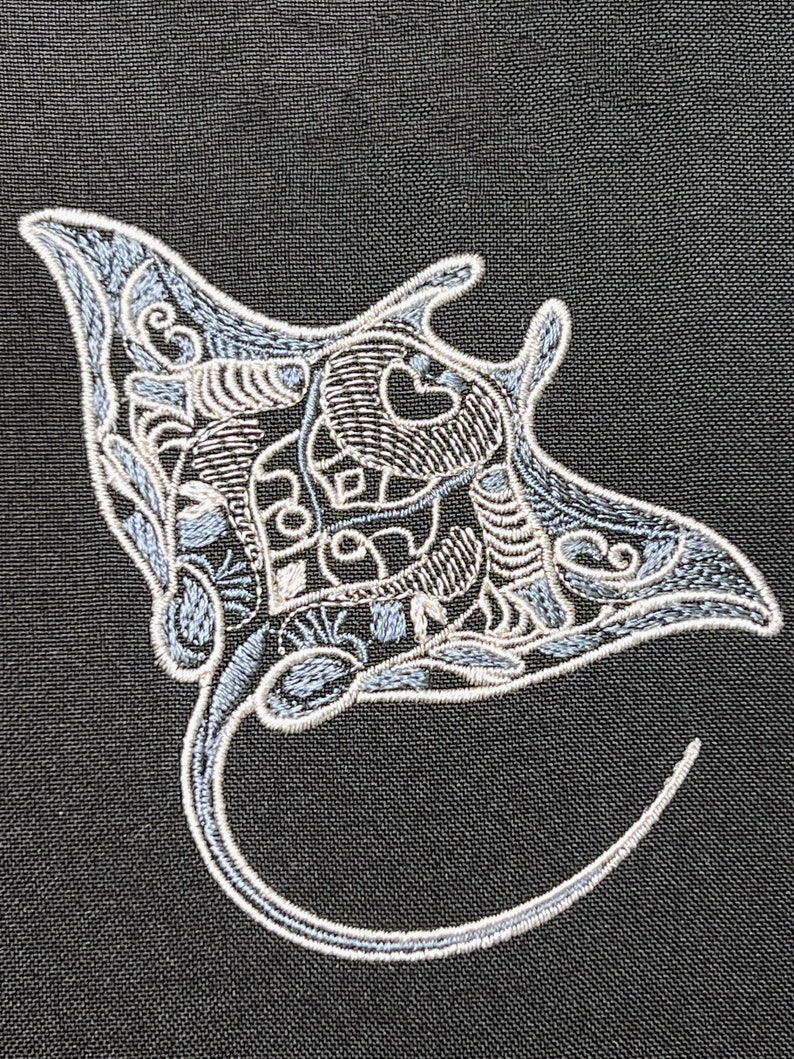 Elegant Manta Ray Embroidery Design - Oceanic Stingray Pattern for ...