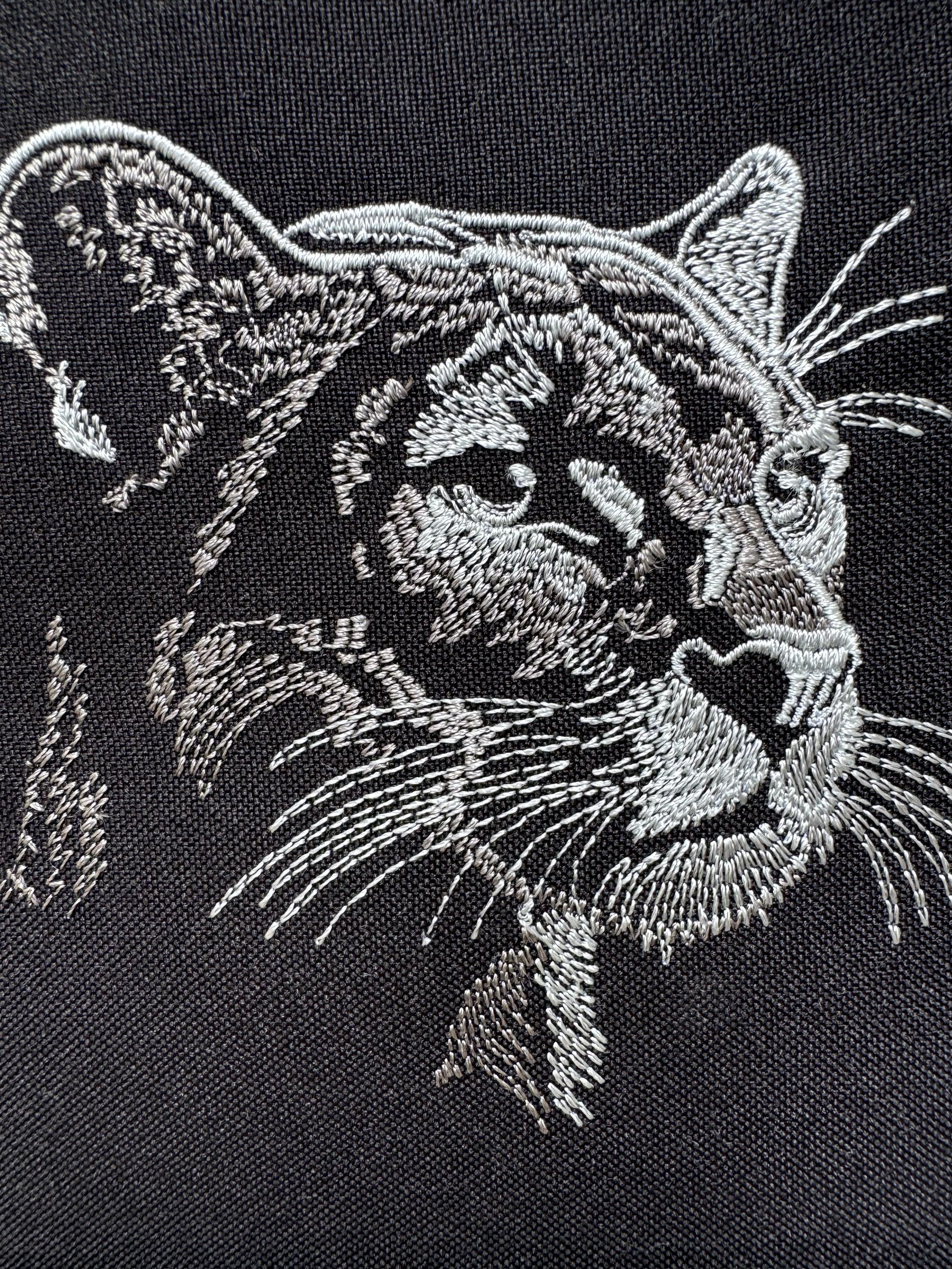 Majestic Panther Embroidery Design - Detailed Big Cat PES File, Wild ...